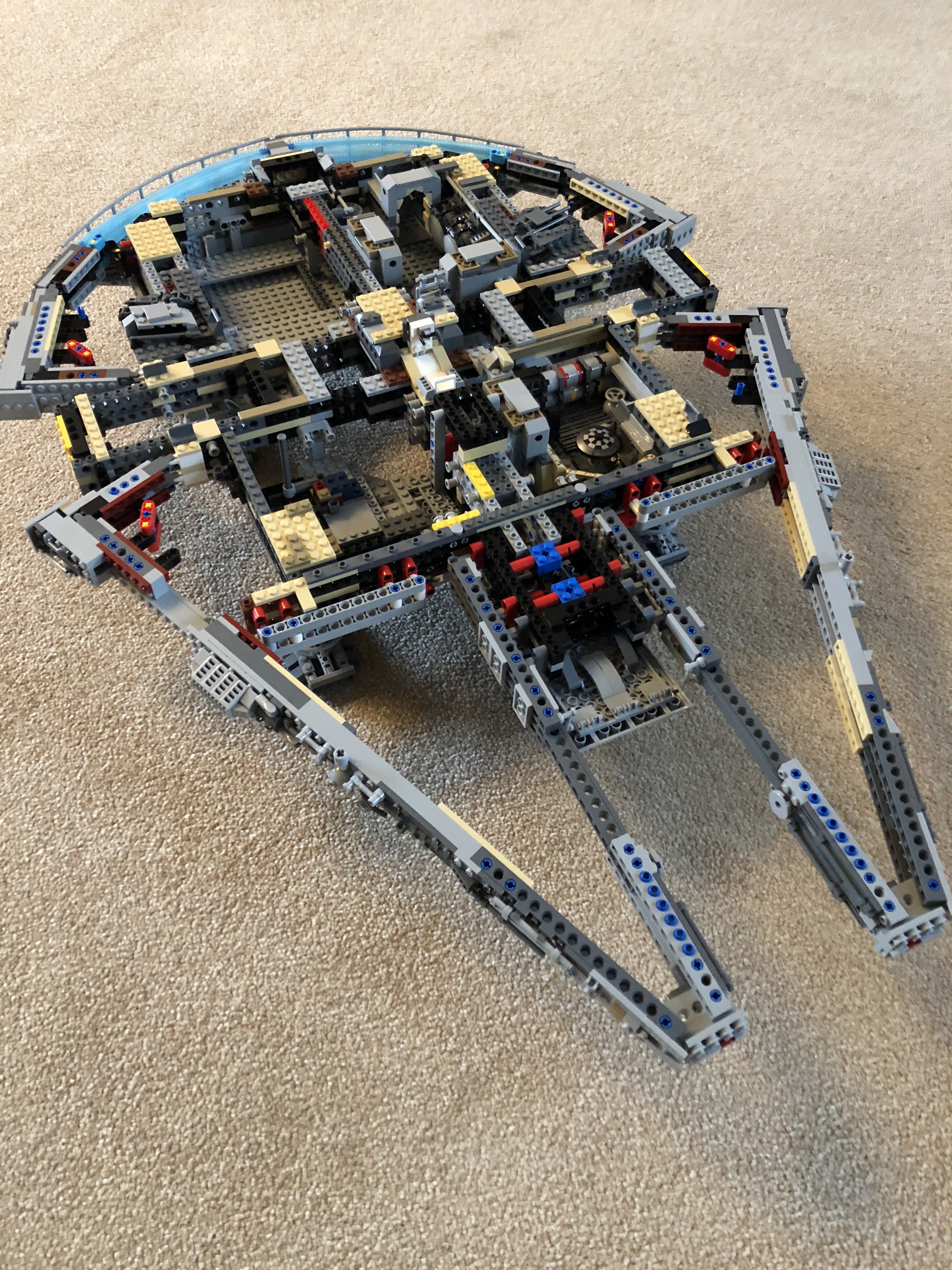 LEGO Falcon – ModelMaker